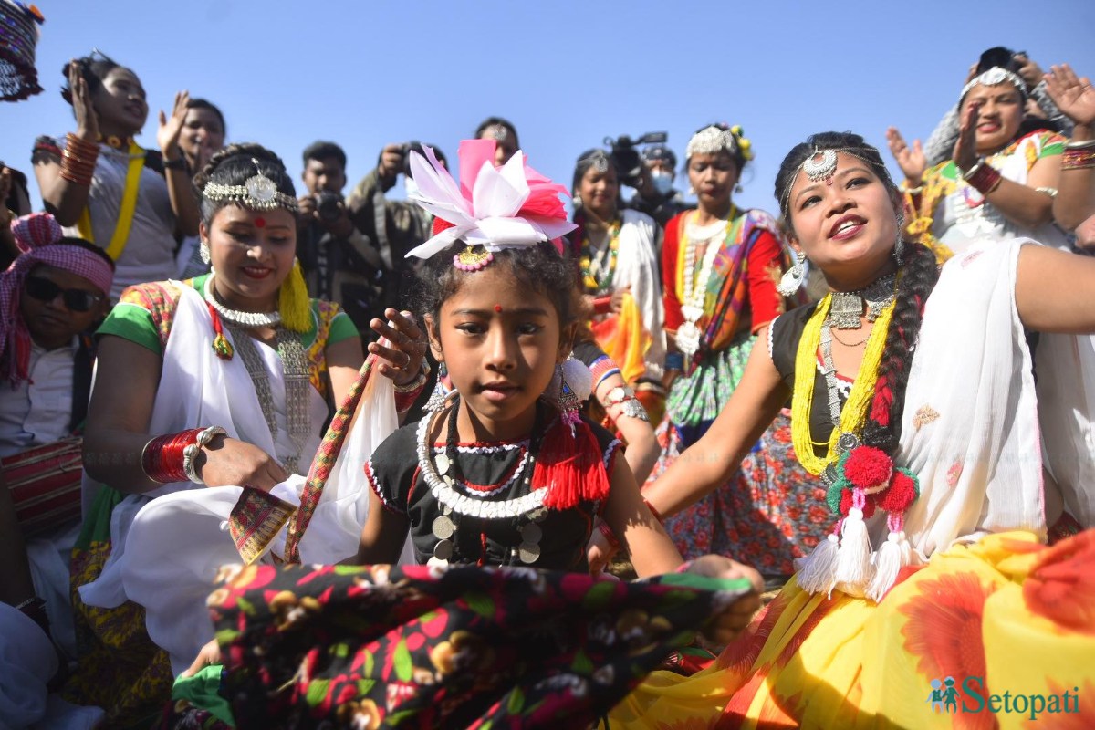 टुँडिखेलमा मनाइयो माघी पर्व (तस्बिरहरू) :: निशा भण्डारी :: Setopati